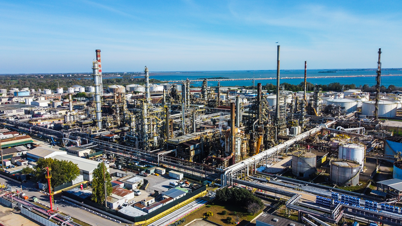 Hydrogen processing plant failures mostly linked to design flaws, not ...