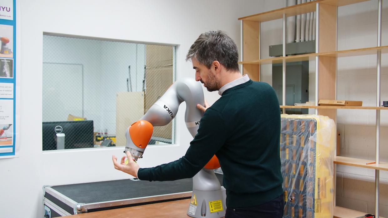 5G wireless to connect robots on the ground to AI in the cloud | NYU ...