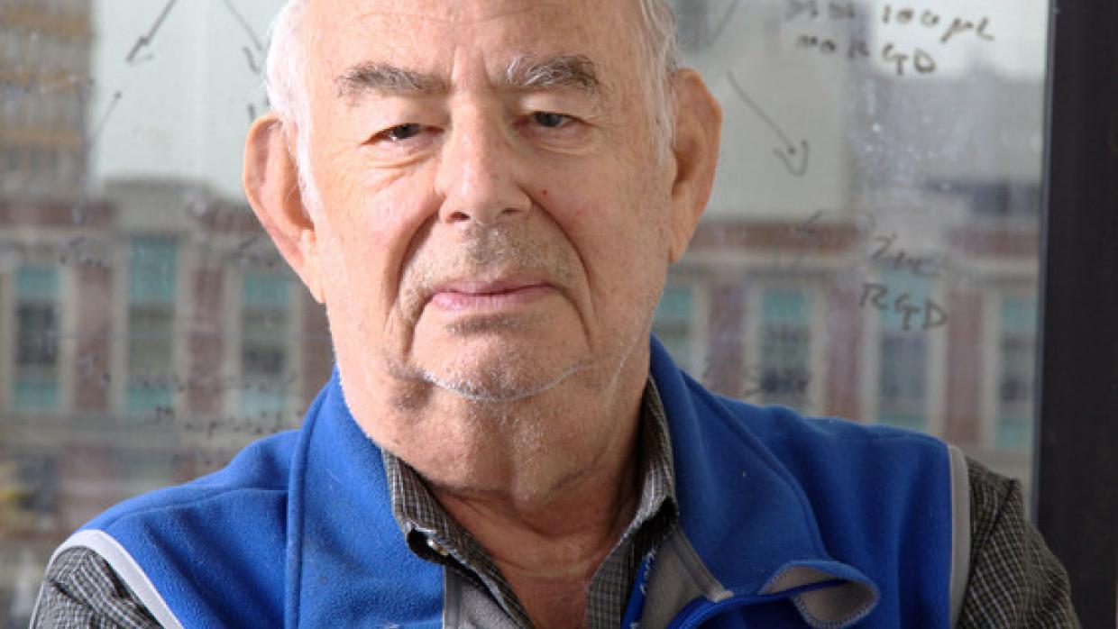 American Chemical Society Gives Professor Eli Pearce Rock Star of ...