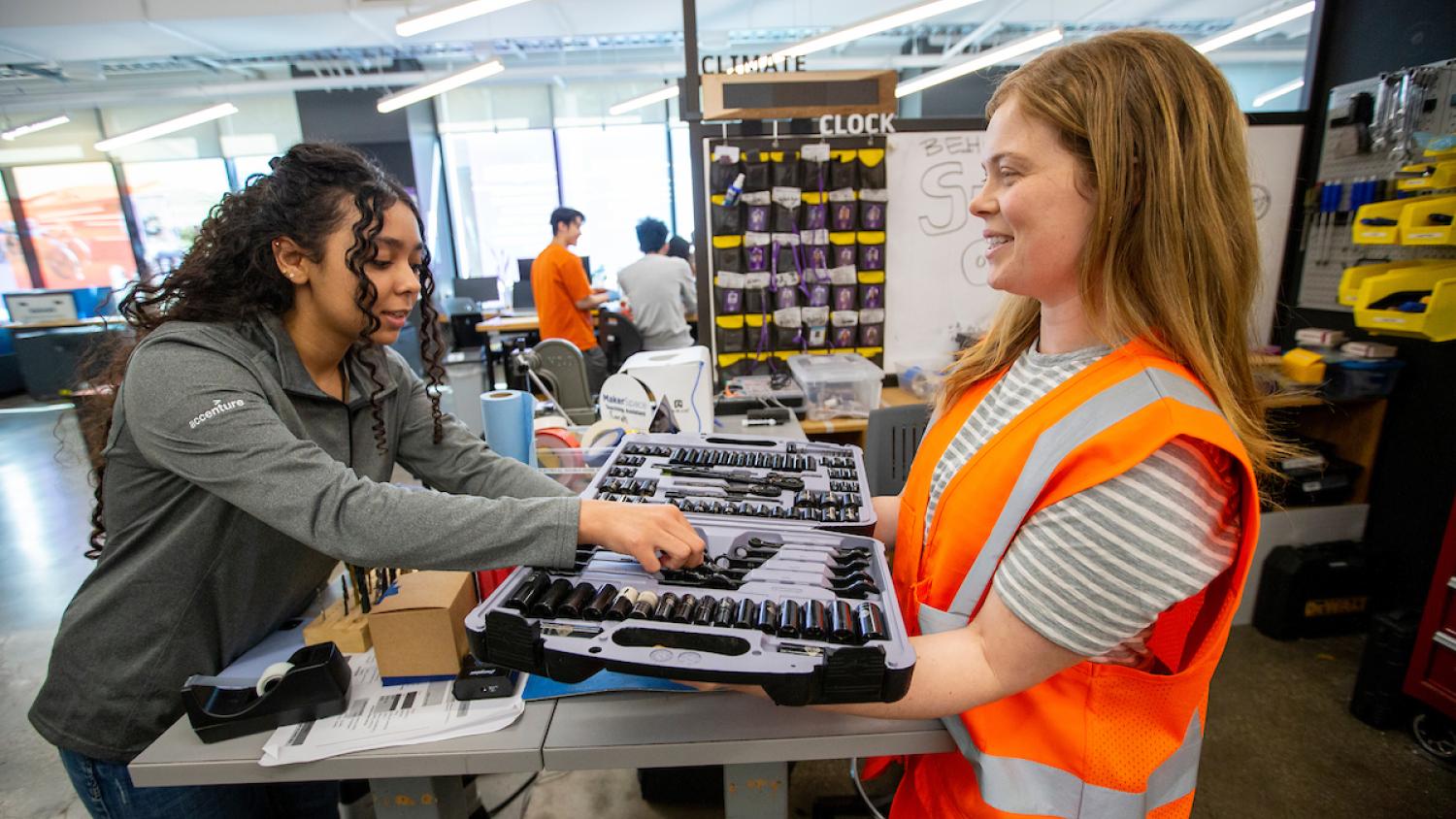 Chip Chat: Conversations with AI models can help create microprocessing ...